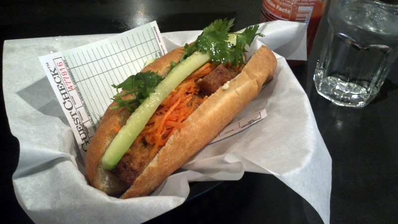 Khon's Bar, Houston TX - Daryl Shawn